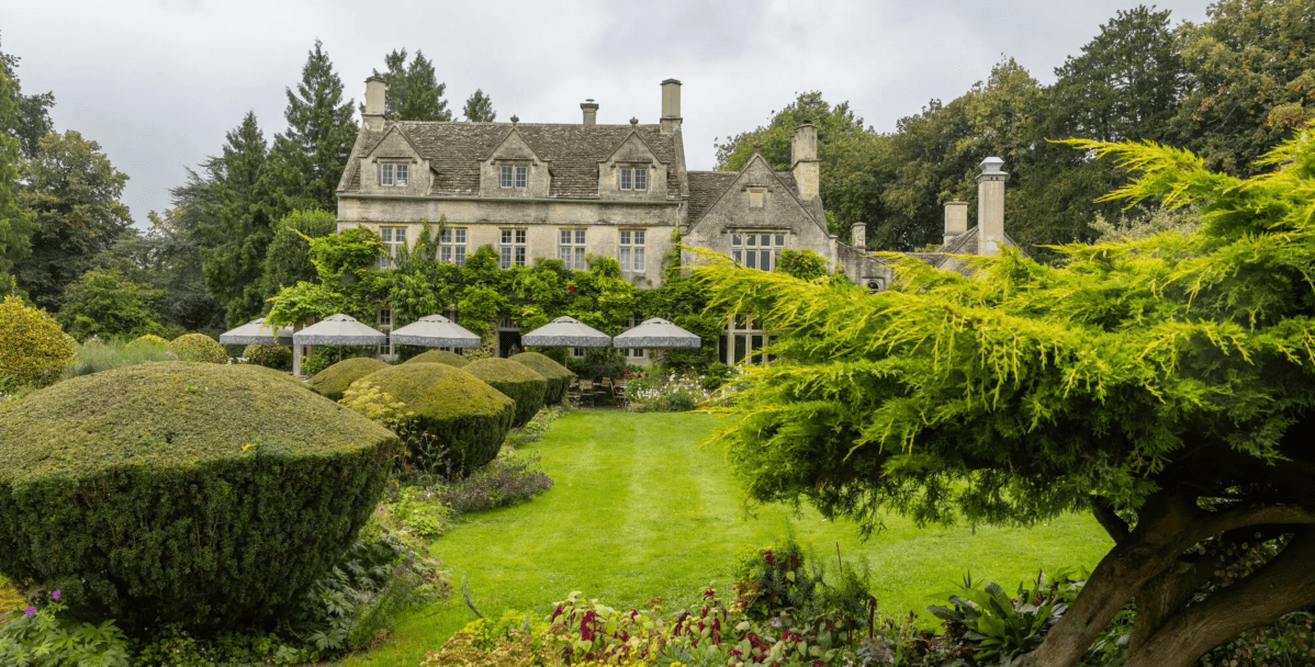 The Pig Hotels – Lucie Young